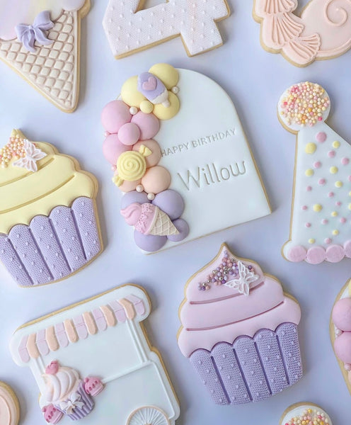 Sweet Carousel – Lavender's Bake Shop